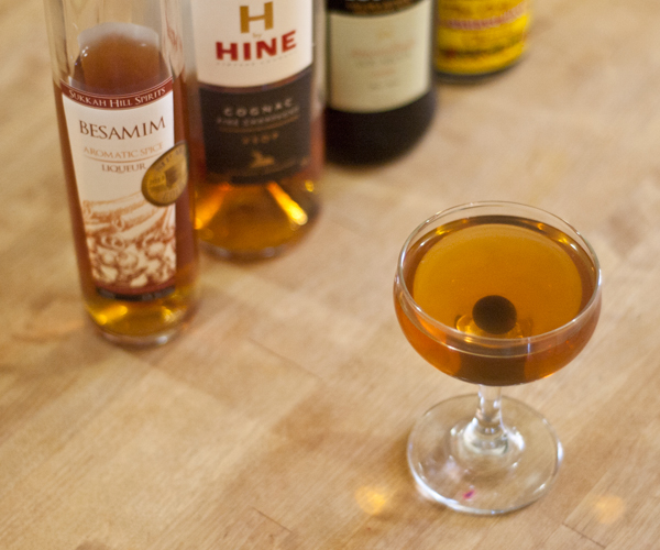 Sukkah Hill Spirits: Besamim Cocktail | Home Bar Girl